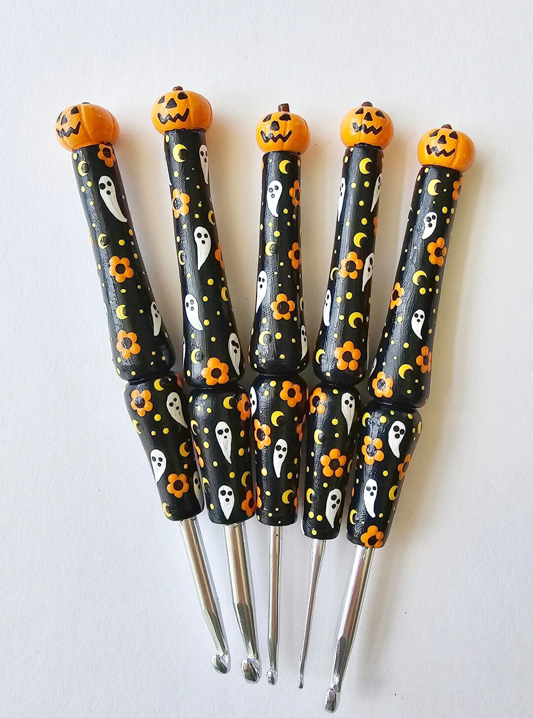 Crochet Hook, Jack O Lantern Pumpkin Halloween Crochet Hook Gift - Etsy