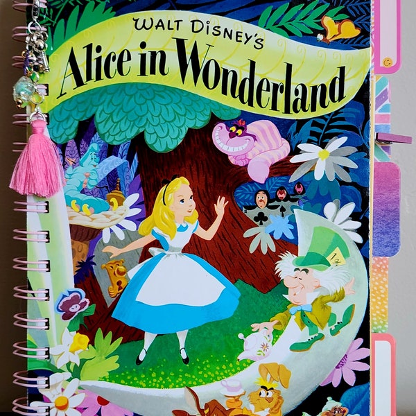 Alice in Wonderland Planner Calendar - Etsy