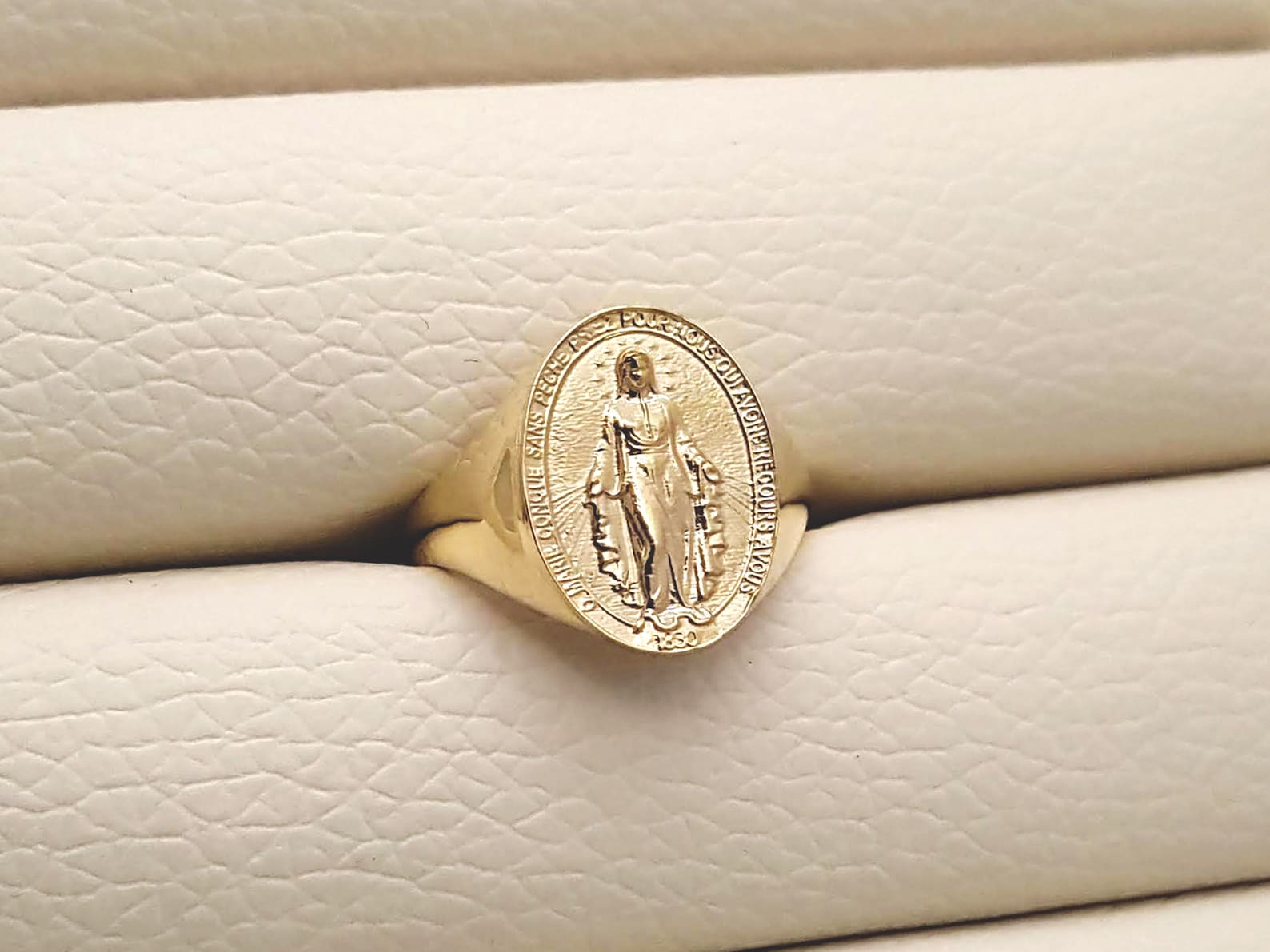14k 18k Gold Miraculous Medal Ring Blessed Virgin Mary Ring - Etsy