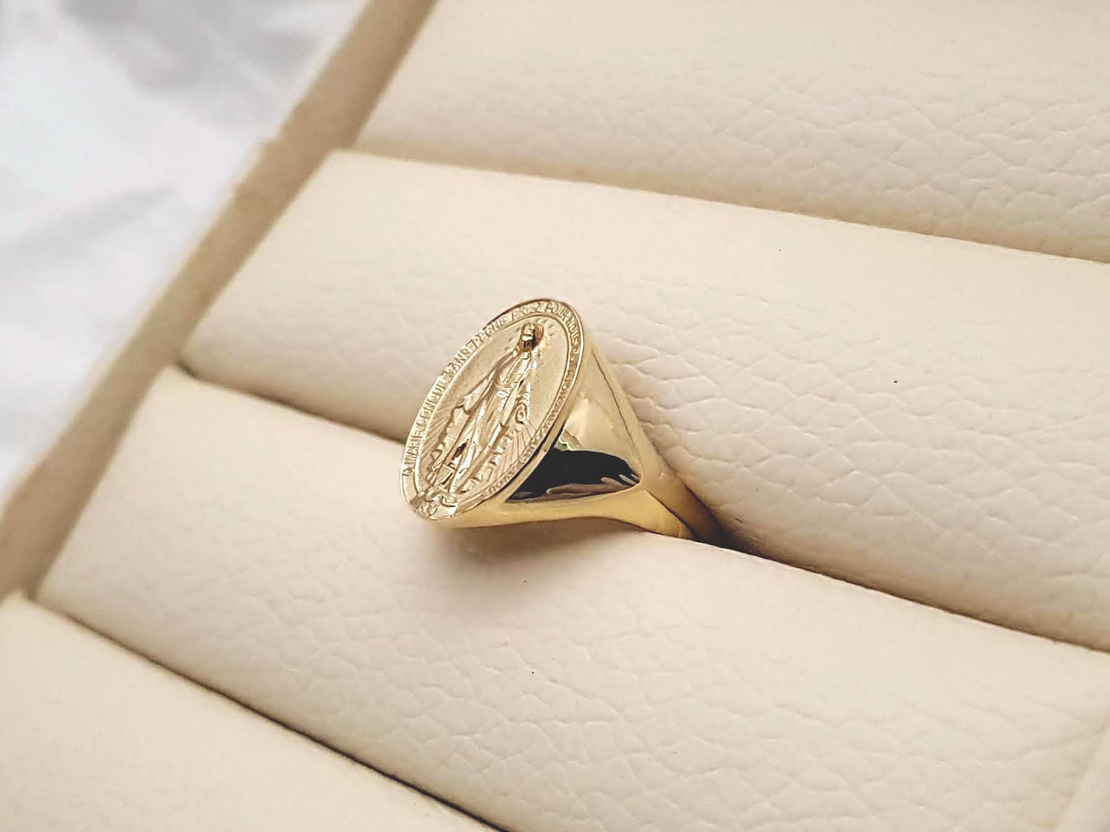 14k 18k Gold Miraculous Medal Ring Blessed Virgin Mary Ring - Etsy