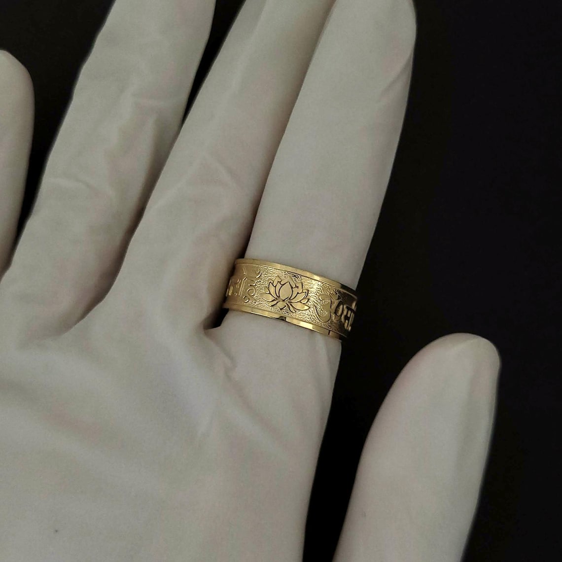 14k 18k Gold Om Mani Padme Hum Ring for Men and Women - Etsy
