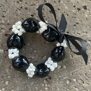 Da Hawaiian Store Kukui & Mongo Shell Stretch Bracelet (choose Color ...