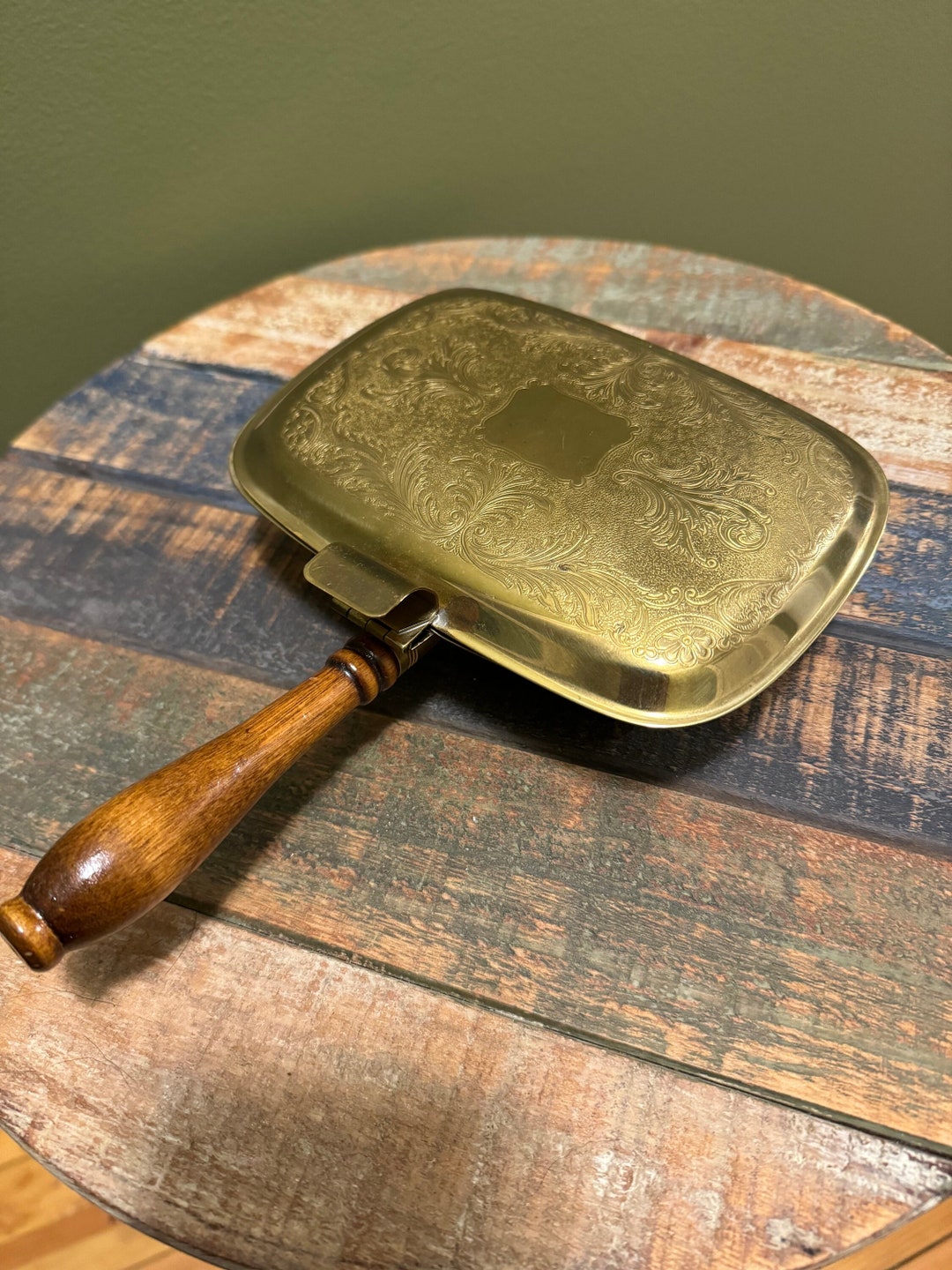 Vintage Solid Brass Silent Butler Crumb Catcher by Colony Metalsmiths ...