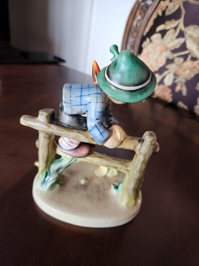 Goebel "retreat to Safety" Figurine Boy on Fence With Frog Below Him ...
