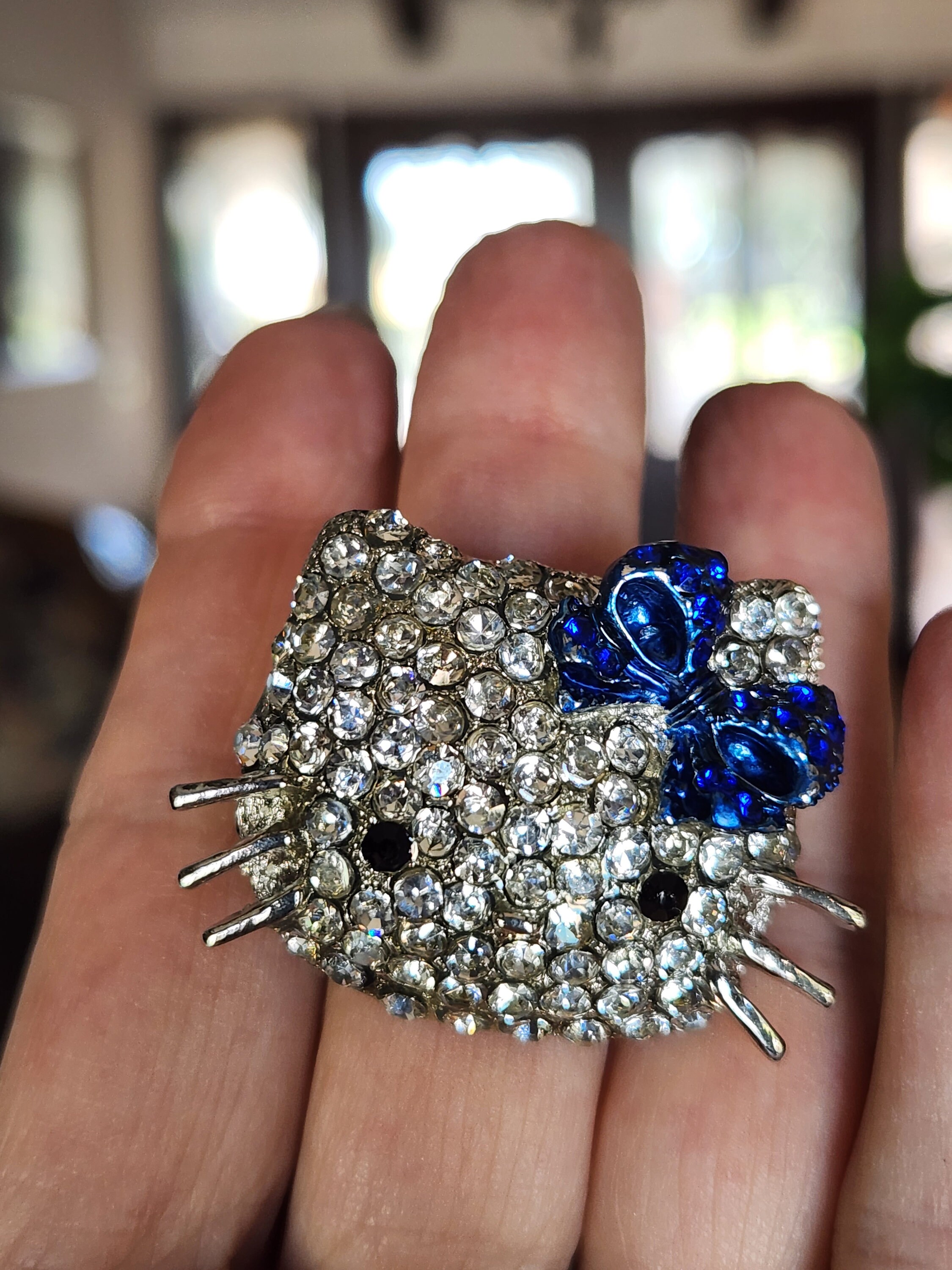 Hello Kitty Bow Ring