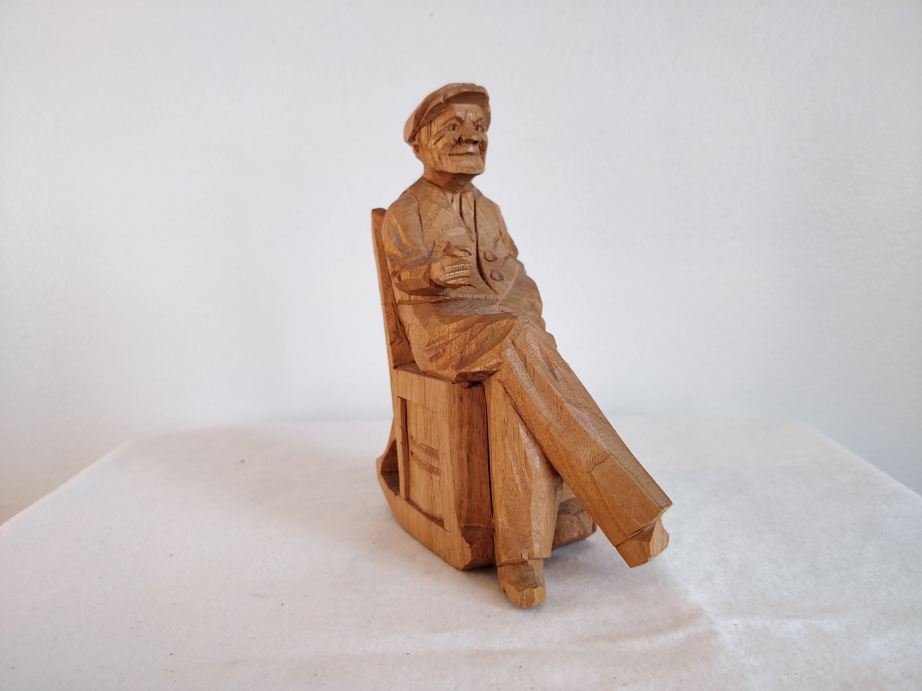 FOLK ART | Vintage Wood Carving of Old Man - Etsy