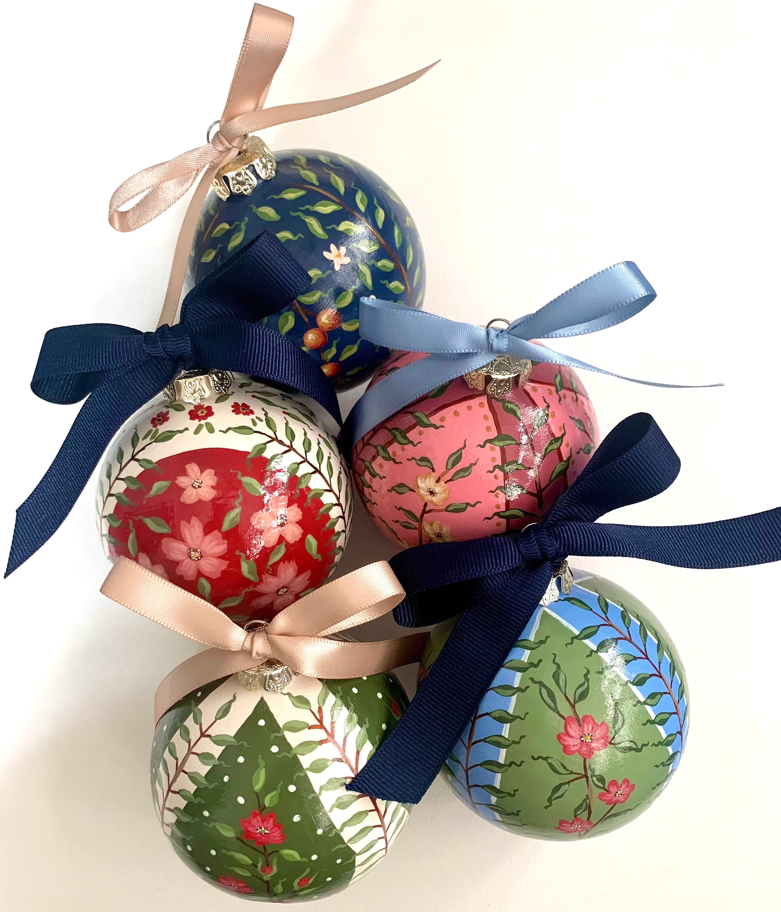 Hand Painted Christmas Ornament Set: Custom Ceramic Holiday Decor - Etsy