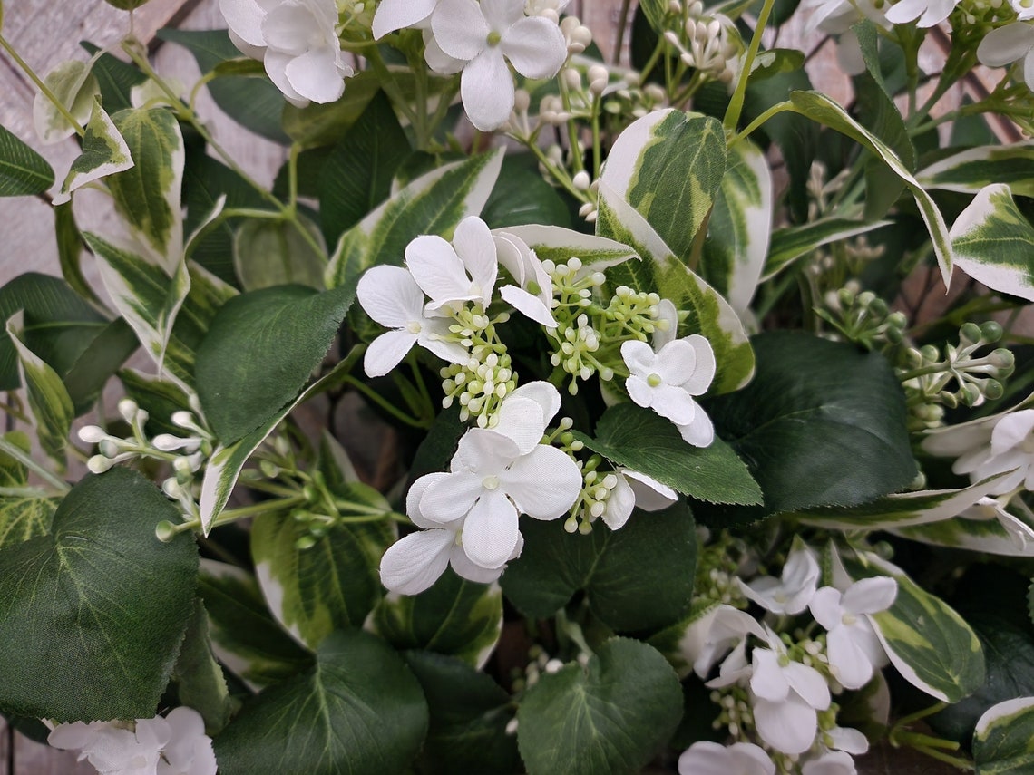 Spring Hydrangea Door Basket, Elegant White Floral Hanging Basket ...