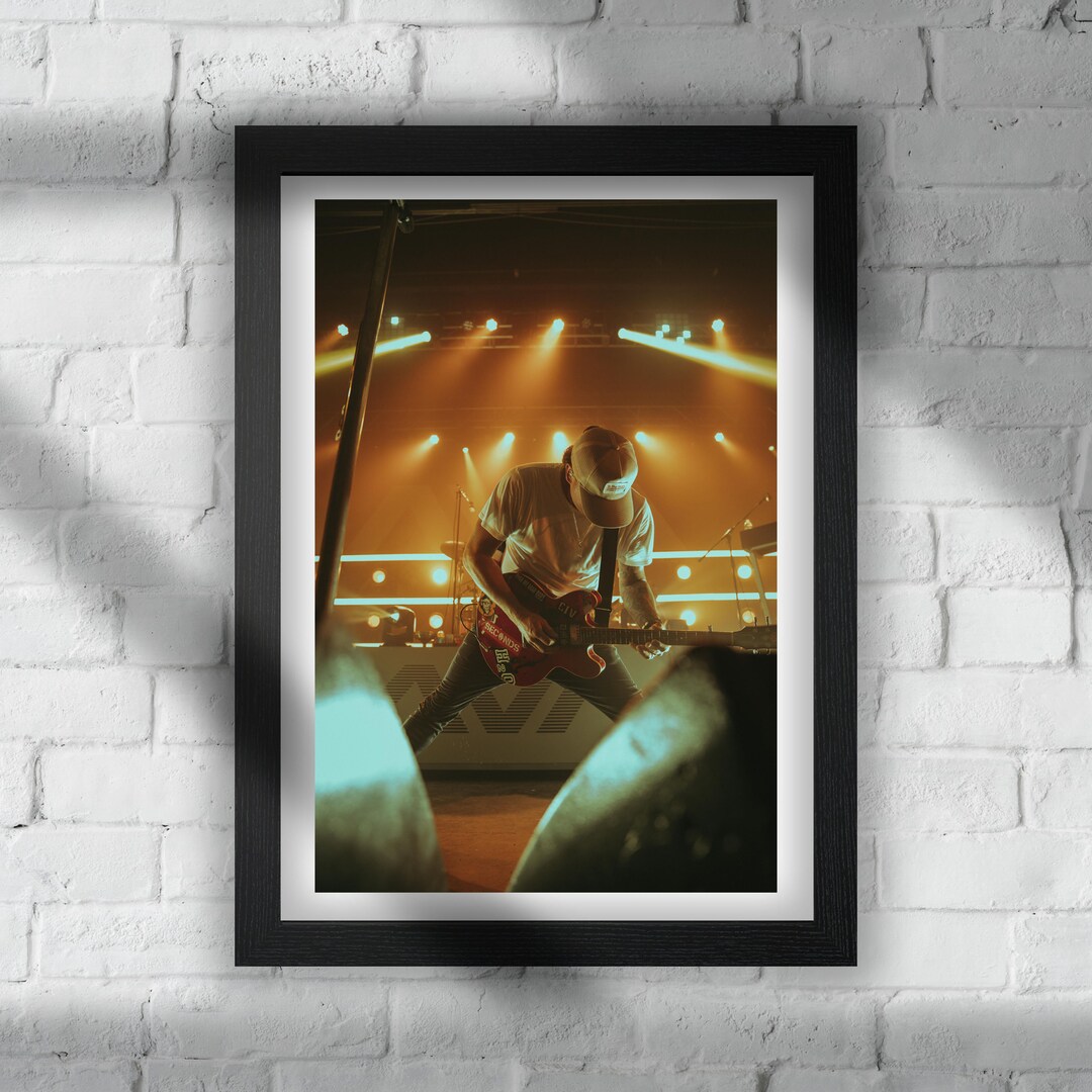 Tom Delonge - 8x10 Print - Etsy