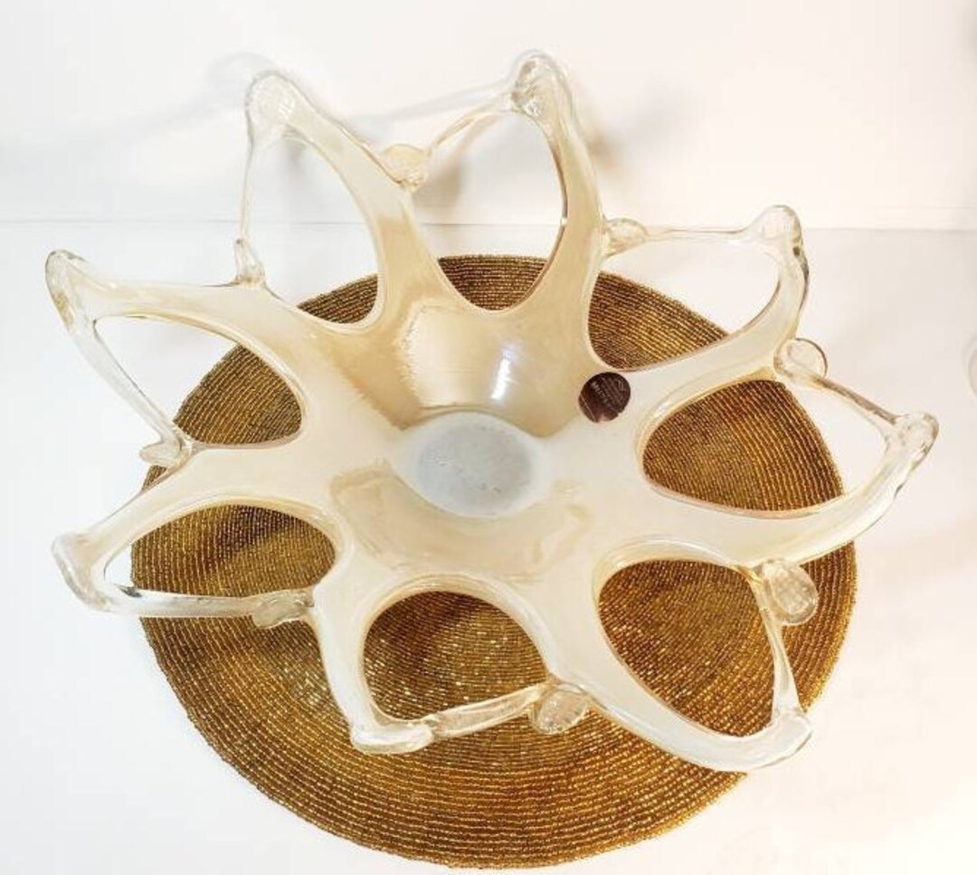 Art Glass Bowl Display. Vetro Eseguito Secondo La Technica Del Masteri ...