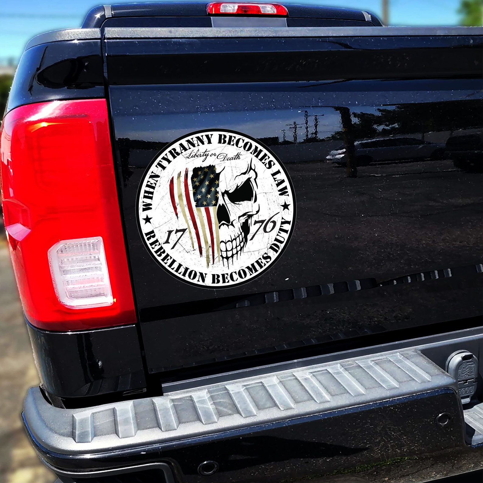 Tyranny Becomes Law Rebellion Becomes Duty Skull USA,1776 Decal ...