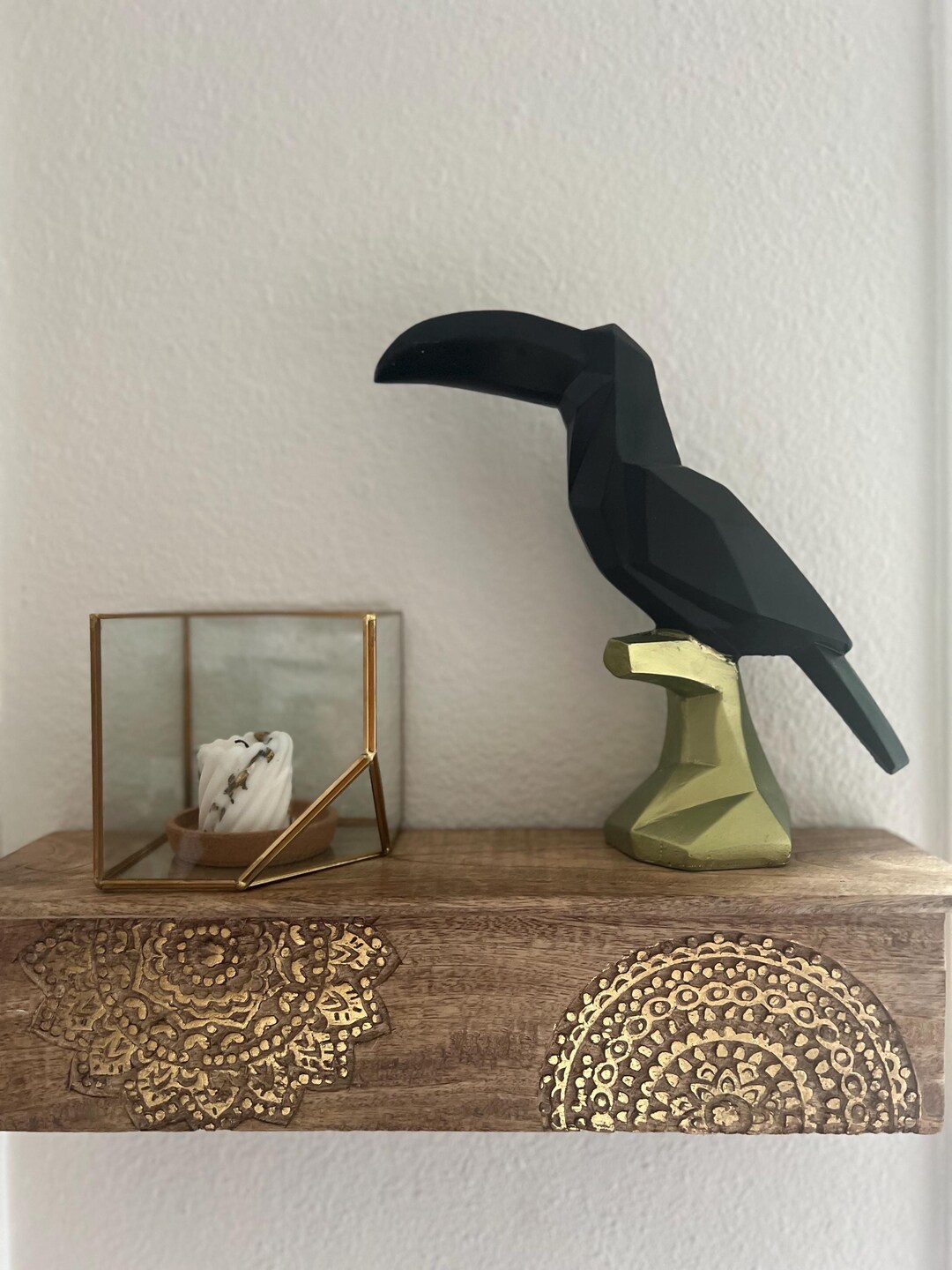 Modern Geometric Toucan Sculpture, Black and Gold Wildlife Décor ...