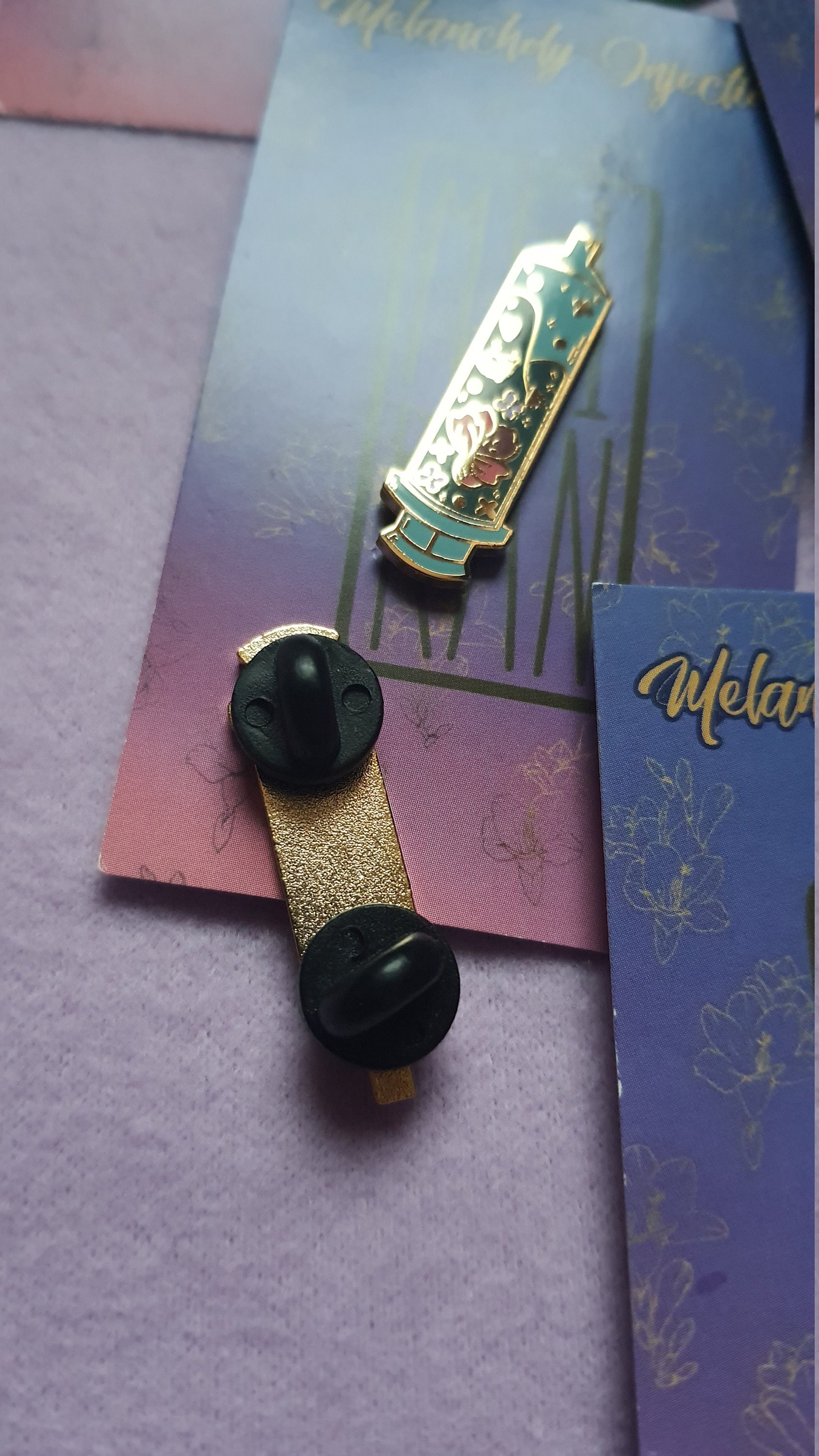 Syringe Pin Enamel Pin Syringe Syringe Pin Flowers Vaccinated Pin ...