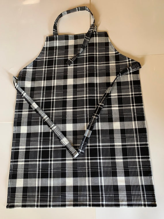 Chefs Apron BLACK and WHITE PLAID | Etsy