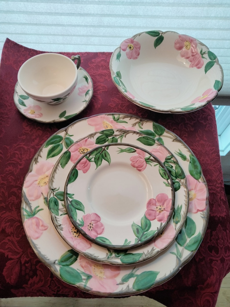 SETTING FOR 4!! 4 Desert Rose Dinner Plates, 4 Salads, 4 Bread Plates ...