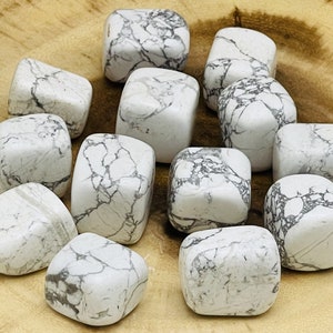 White Howlite Tumbled Stones, Polished Howlite Pocket Gemstones - Etsy