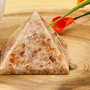 Sunstone Crystal Pyramid, Healing Crystal Pyramid, 1 & 2 Inch - Etsy
