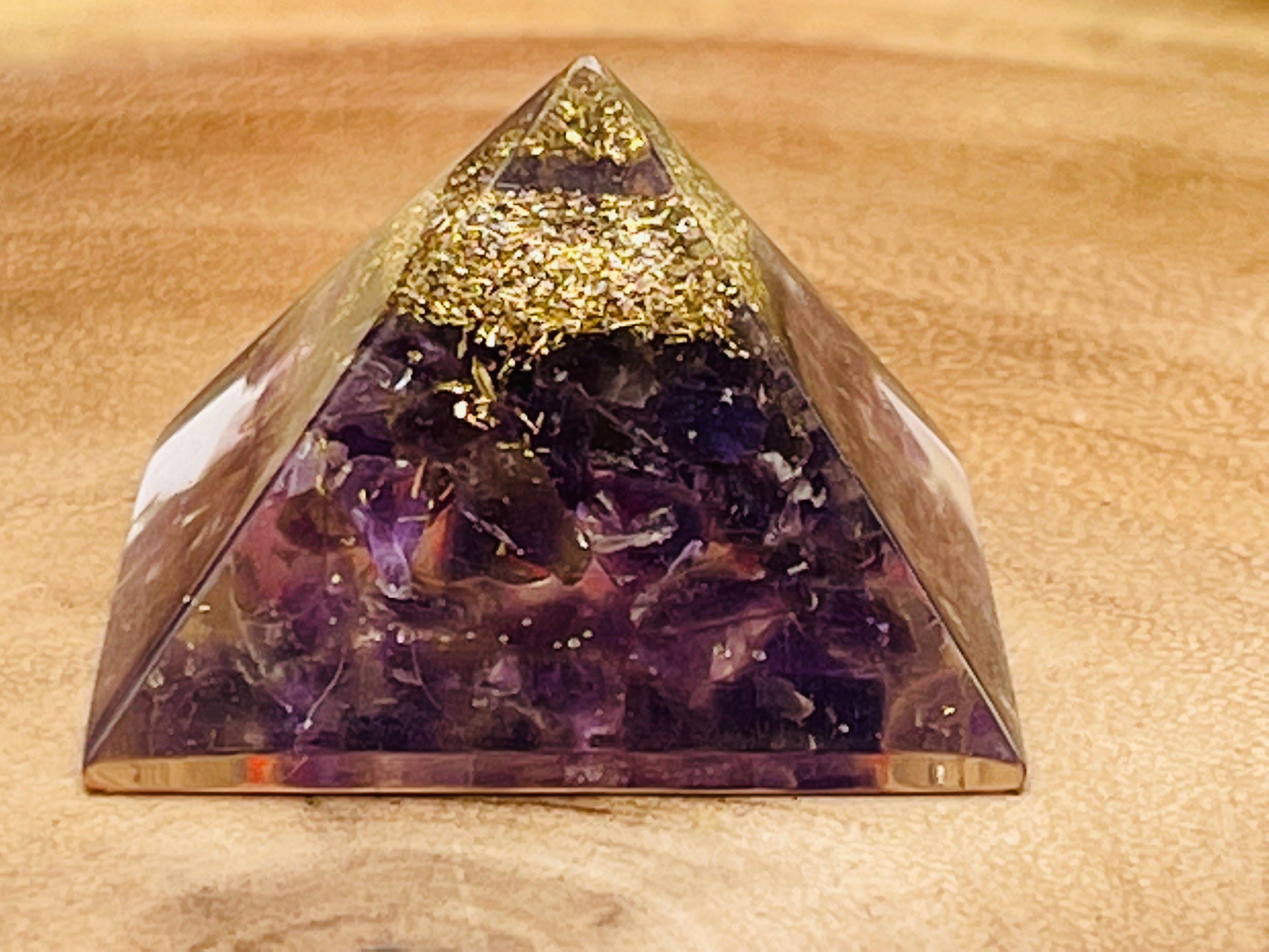 7 Chakra Orgone Pyramid Stone Set Chakra Healing Pyramid - Etsy