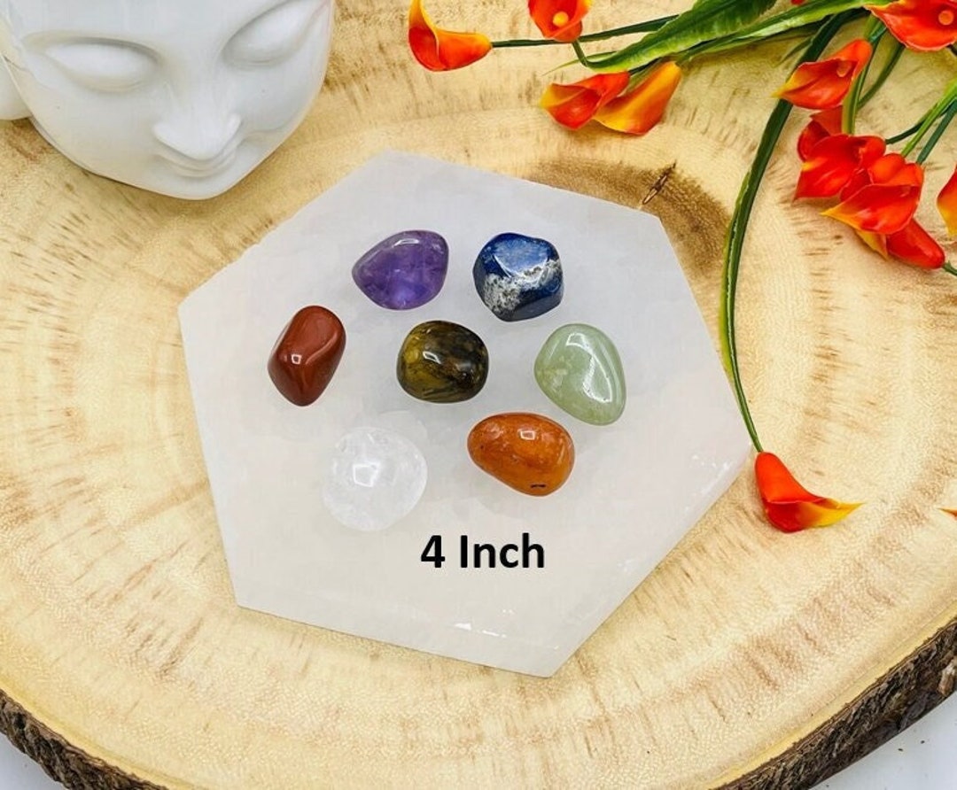 Selenite Charging Plate Station With 7 Chakra Tumbled Stones & Velvet ...