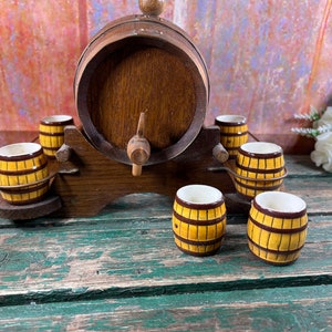 Rustic Glass and Decanter Set Shaped Like a Barrel for Wine and Spirits ...