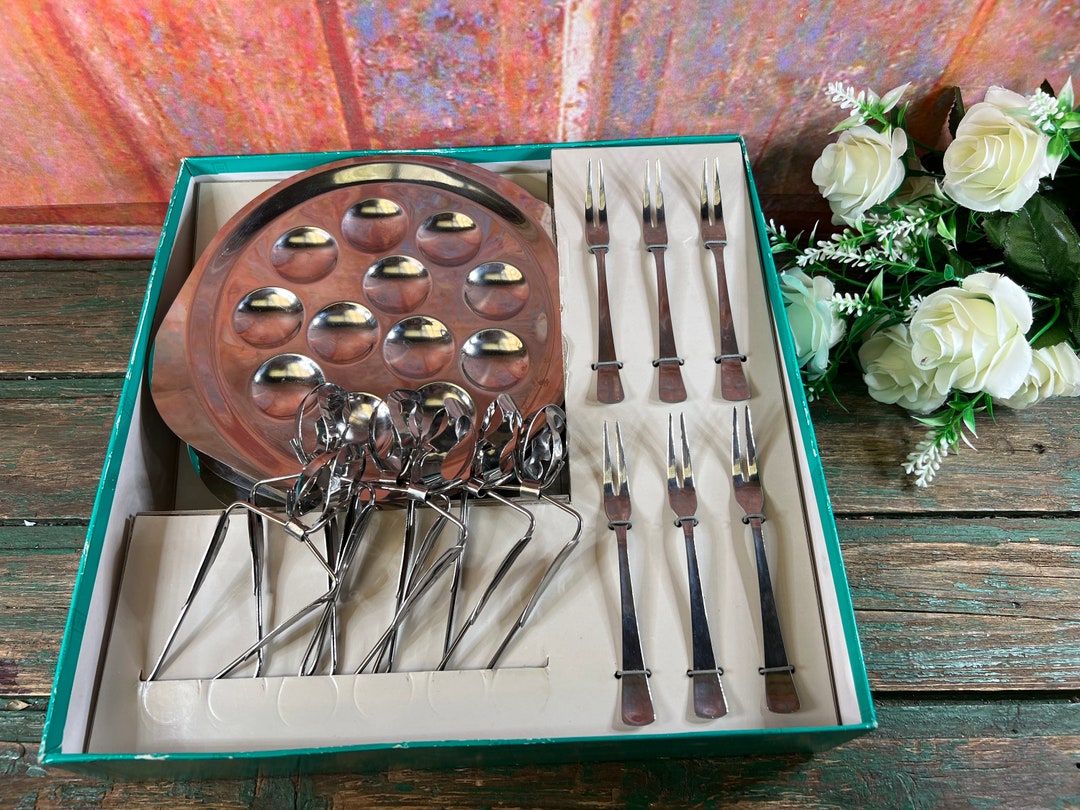Set Snail of 6 Serving Dishes With 6 Snail Forks and Flesh of Metal ...