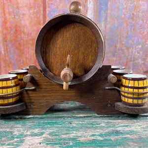 Rustic Glass and Decanter Set Shaped Like a Barrel for Wine and Spirits ...