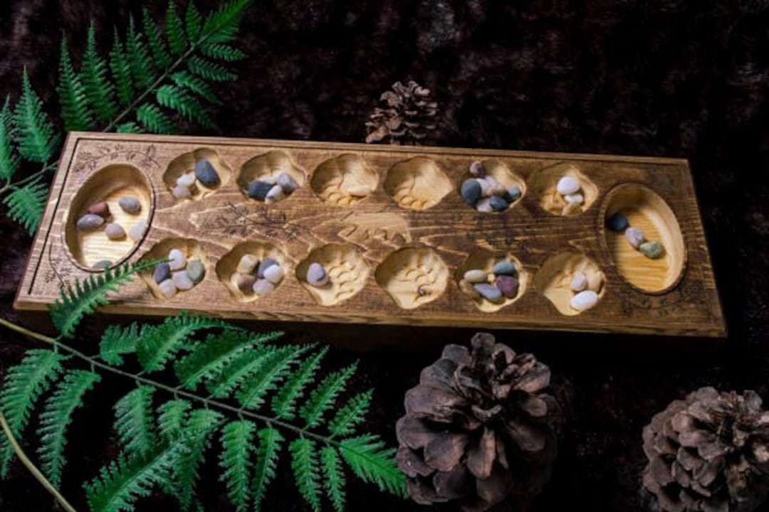 Wood & Stone Bear Print Mancala Board // Forest Mancala Game Board - Etsy