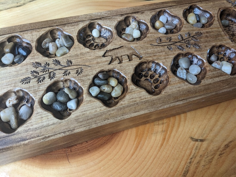 Wood & Stone Bear Print Mancala Board // Forest Mancala Game Board - Etsy