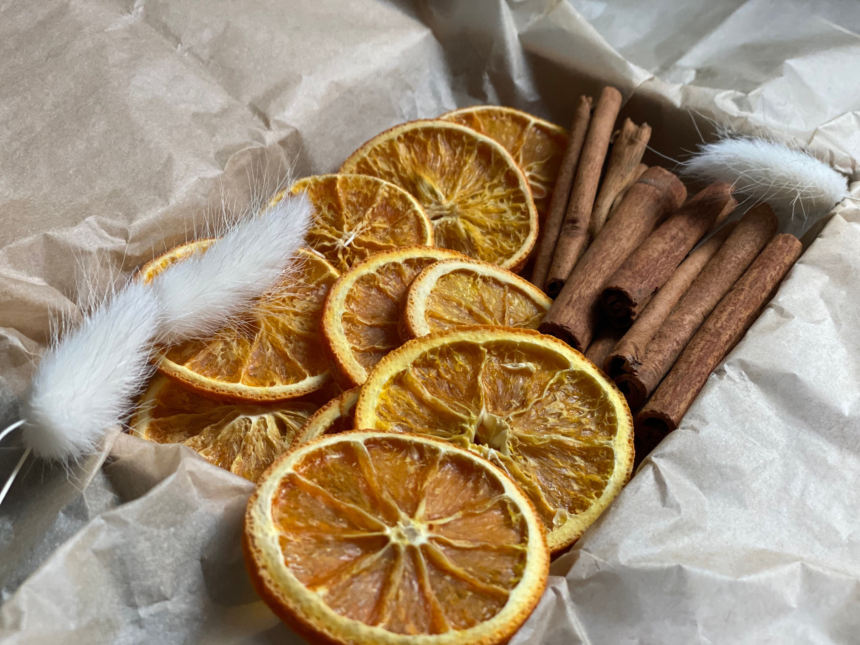 Mixed Box of 10 Cinnamon Sticks and 10 Dried Orange Slices, Decorative ...