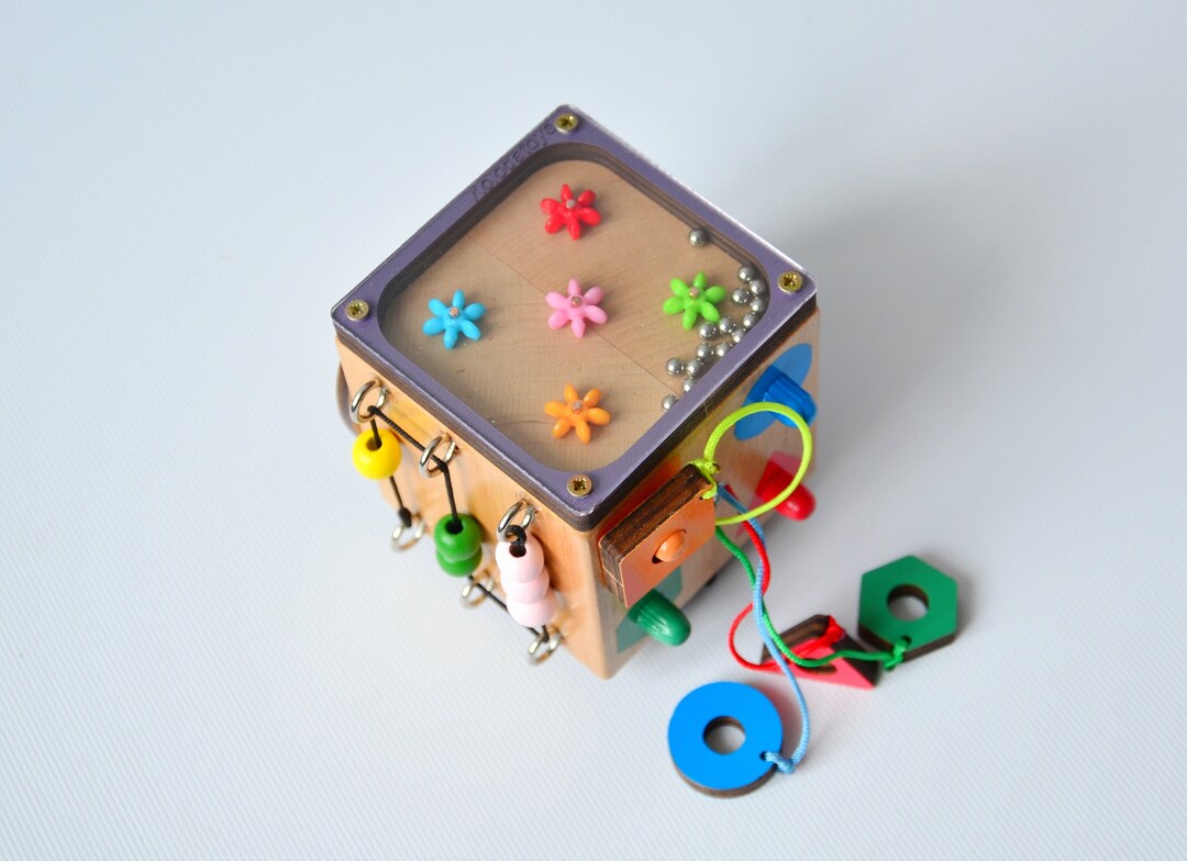Personalized Busy Box for Trip, Travel Busy Cube, Montessori Toys 3 ...