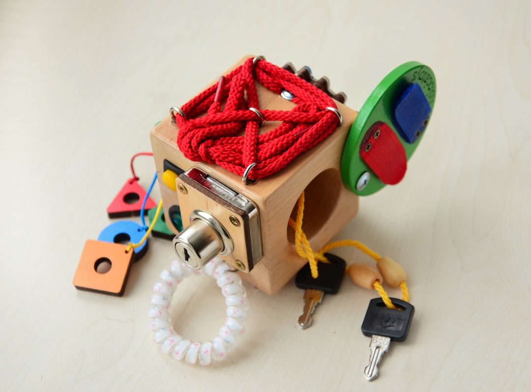 Free_usa 1-8 Day Busy Cube Wooden Educational Toy Toddler Montessori ...