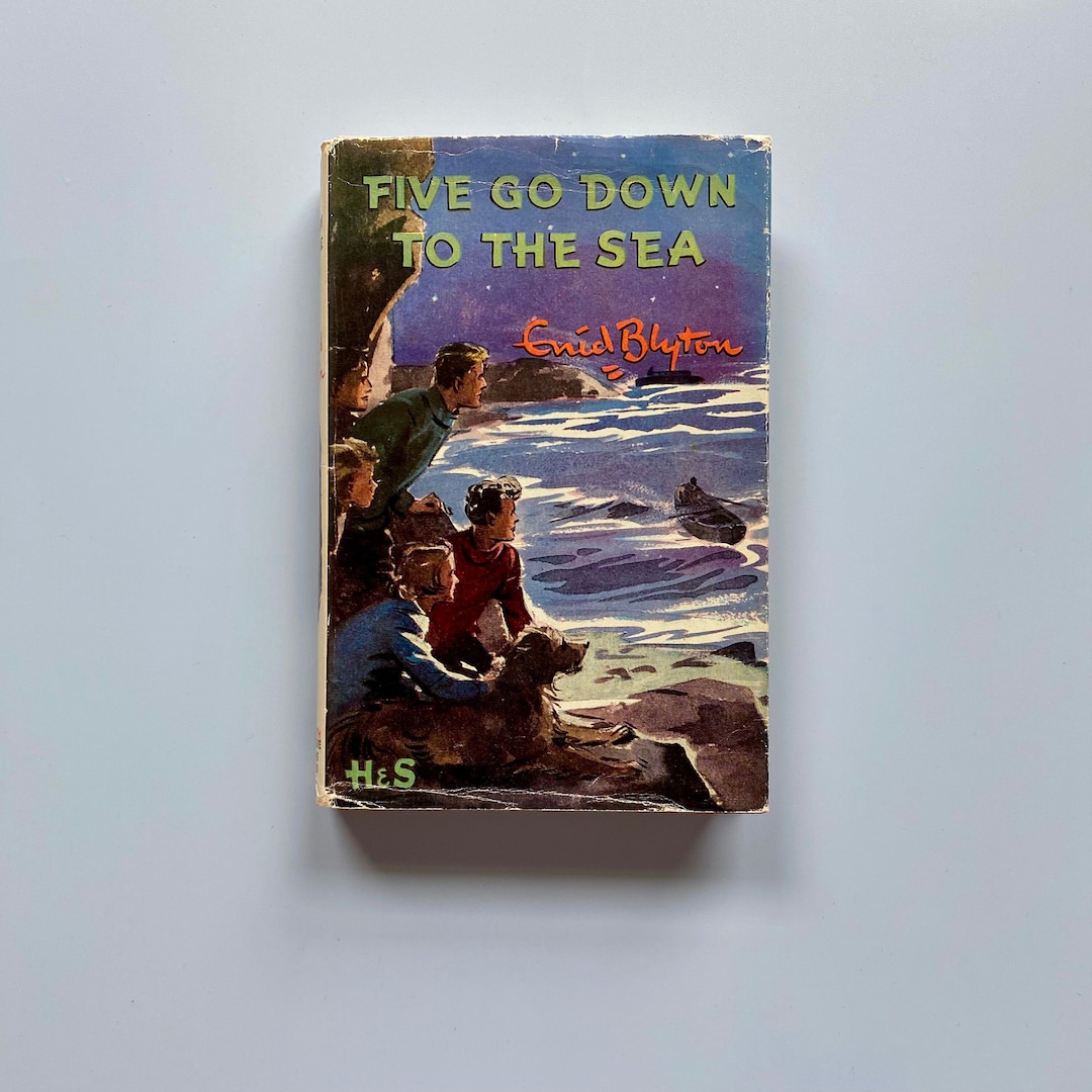 Five Go Down to the Sea Enid Blyton Famous Five 1962 Vintage Famous 5 ...