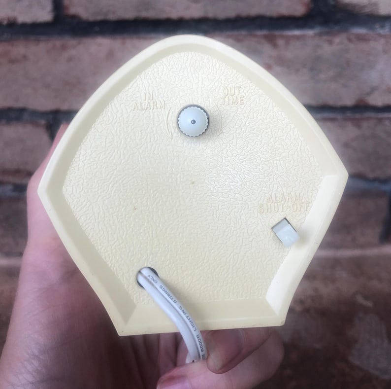 Vintage Electric Alarm Clock, Plug in Clock, Ingraham, Bedroom Clock ...