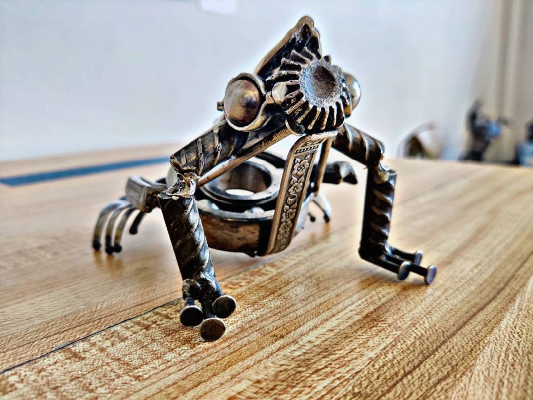Metal Sculpture Garden Frog Welded Metal Art - Etsy