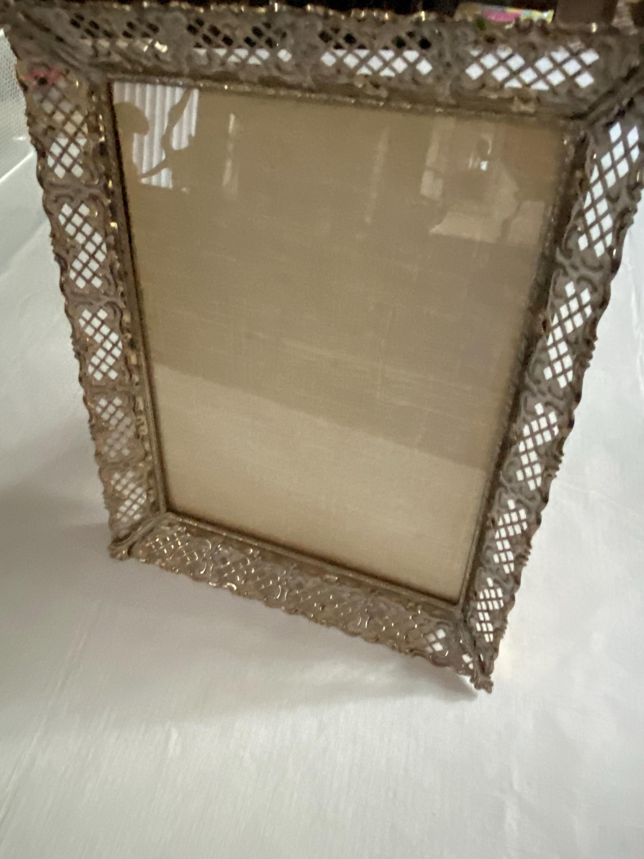 Vintage 8x10 Gold Color W/whitish Accent Metal Filigree Picture Frame ...