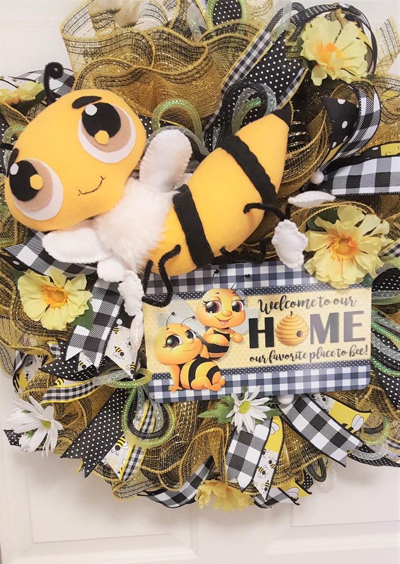 Welcome Bumble Bee Wreath Bee Keeper Gift Buffalo Plaid - Etsy