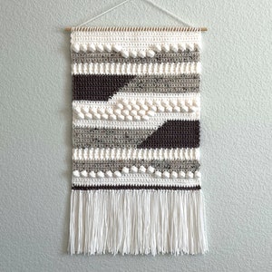Crochet Abstract Wall Hanging Pattern • Crochet Wall Hanging Pattern ...