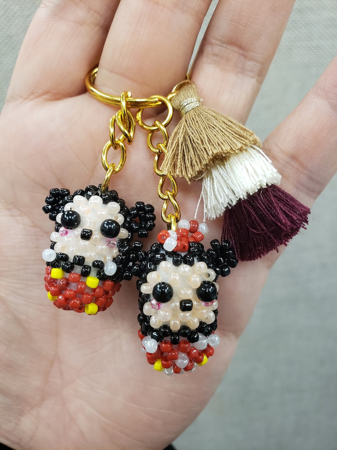 Disney Mickey and Minnie Mouse Pill Shaped Seed Bead Keychain With ...