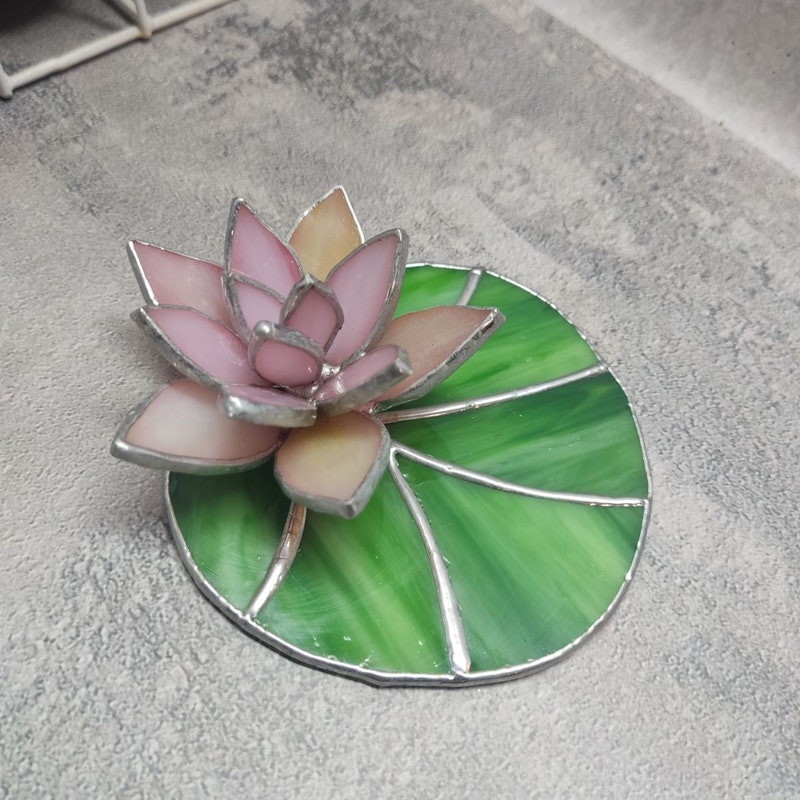 Glass Lotus - Etsy
