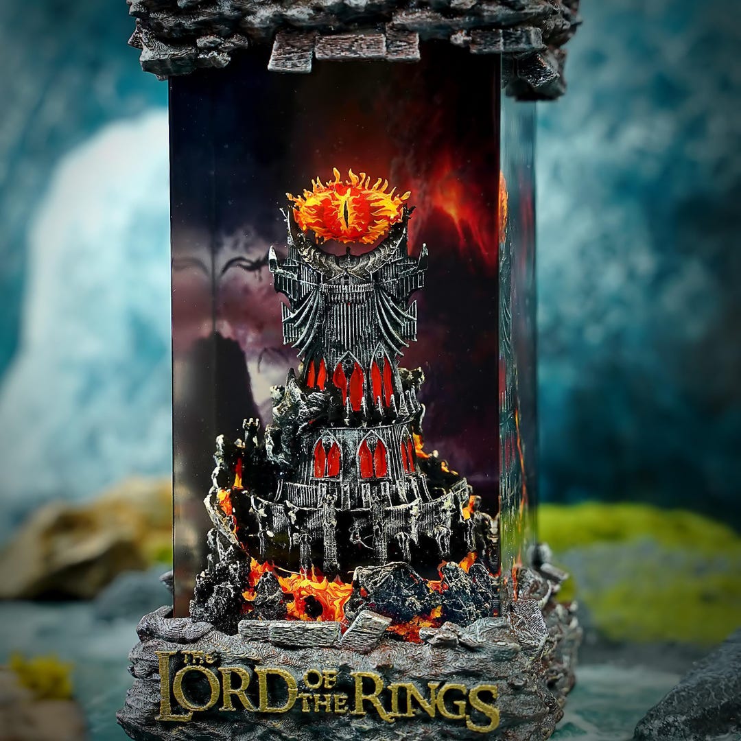 Eye Sauron Lor.d of the Ri.ngs Epoxy Resin Lamp, Custom Epoxy Lamp ...