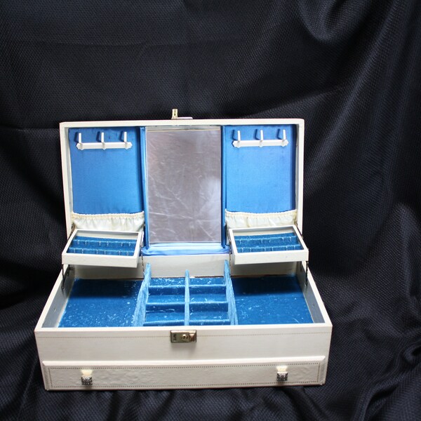 Mele Jewelry Box - Etsy