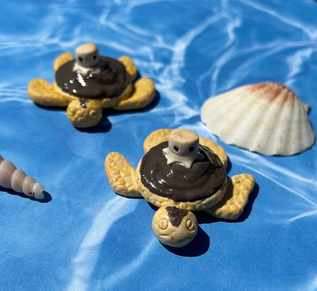 S’mores Sea Turtle Desk Friend With Octopus Marshmallow - Etsy