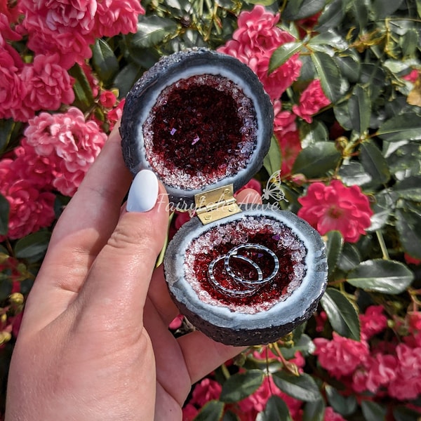 Geode Ring Box - Etsy