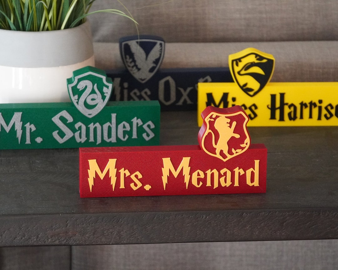 Wizard House Desk Sign Wizard Name Sign Personalized Teacher Sign ...