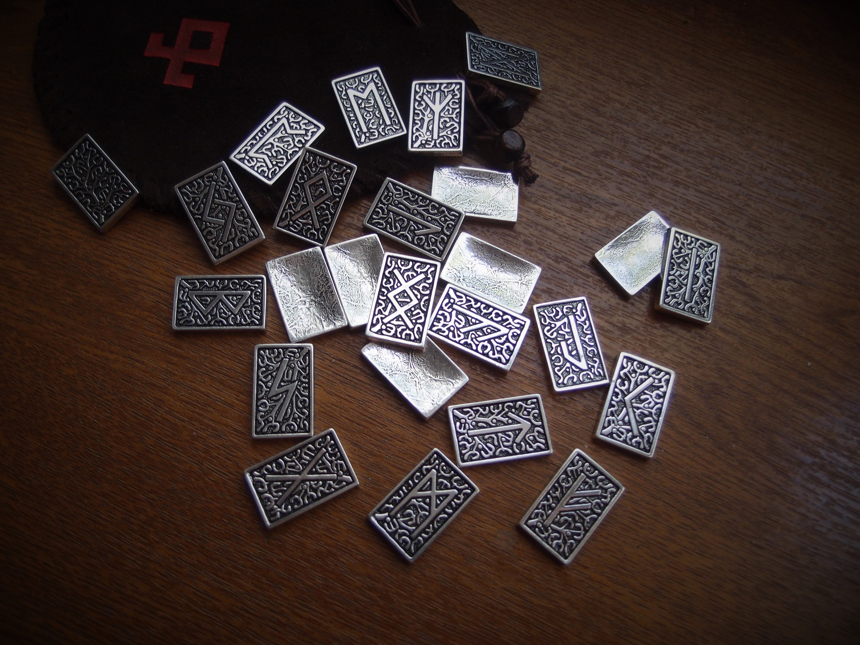 Silver Plated Elder Futhark Rune Set, Leather Pouch, Divination Tools ...