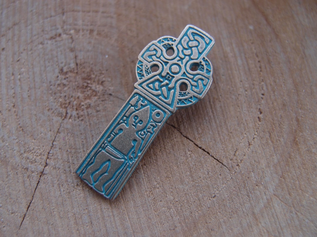 Patinated Viking Odin Cross Pendant: Bronze Celtic Warrior - Etsy