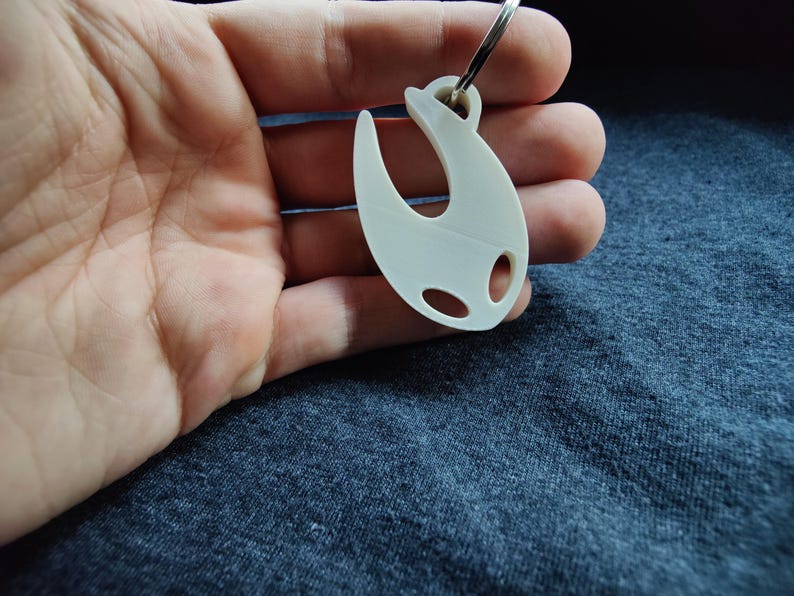 3D Printed Hollow Knight Keychain - Etsy