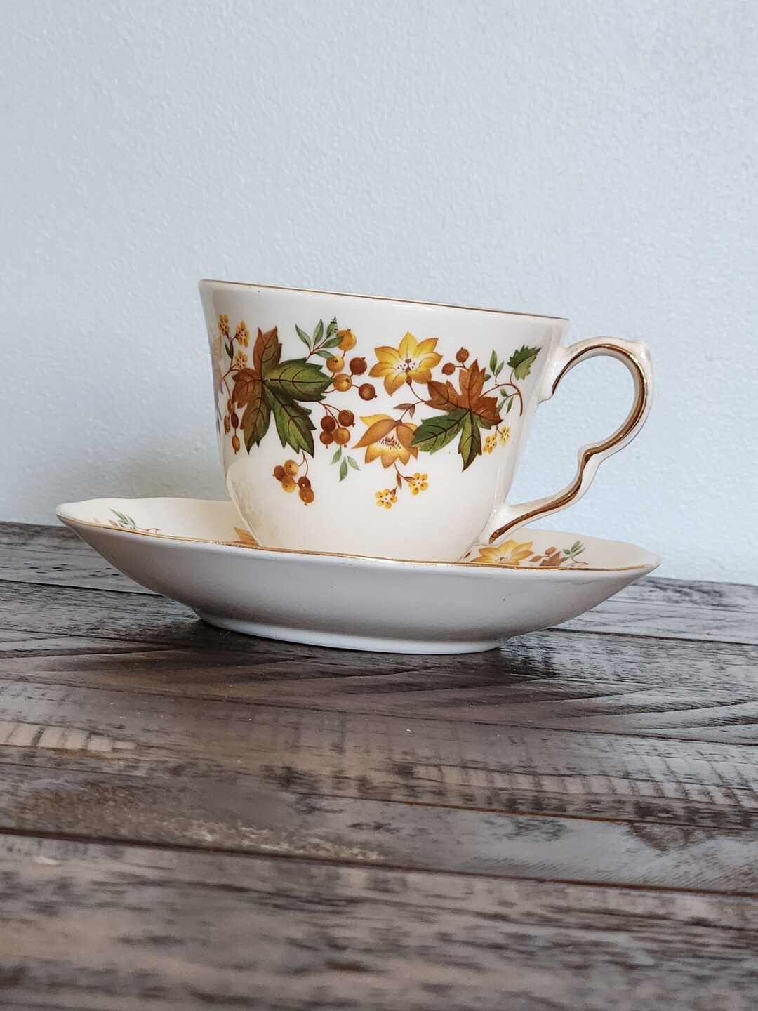 Queen Anne Tea Cup & Saucer 8606 Made in England - Etsy