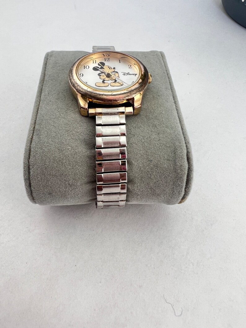 Vintage Seiko Mickey Mouse Watch – Disney Gold Tone, Accordion Band - Etsy