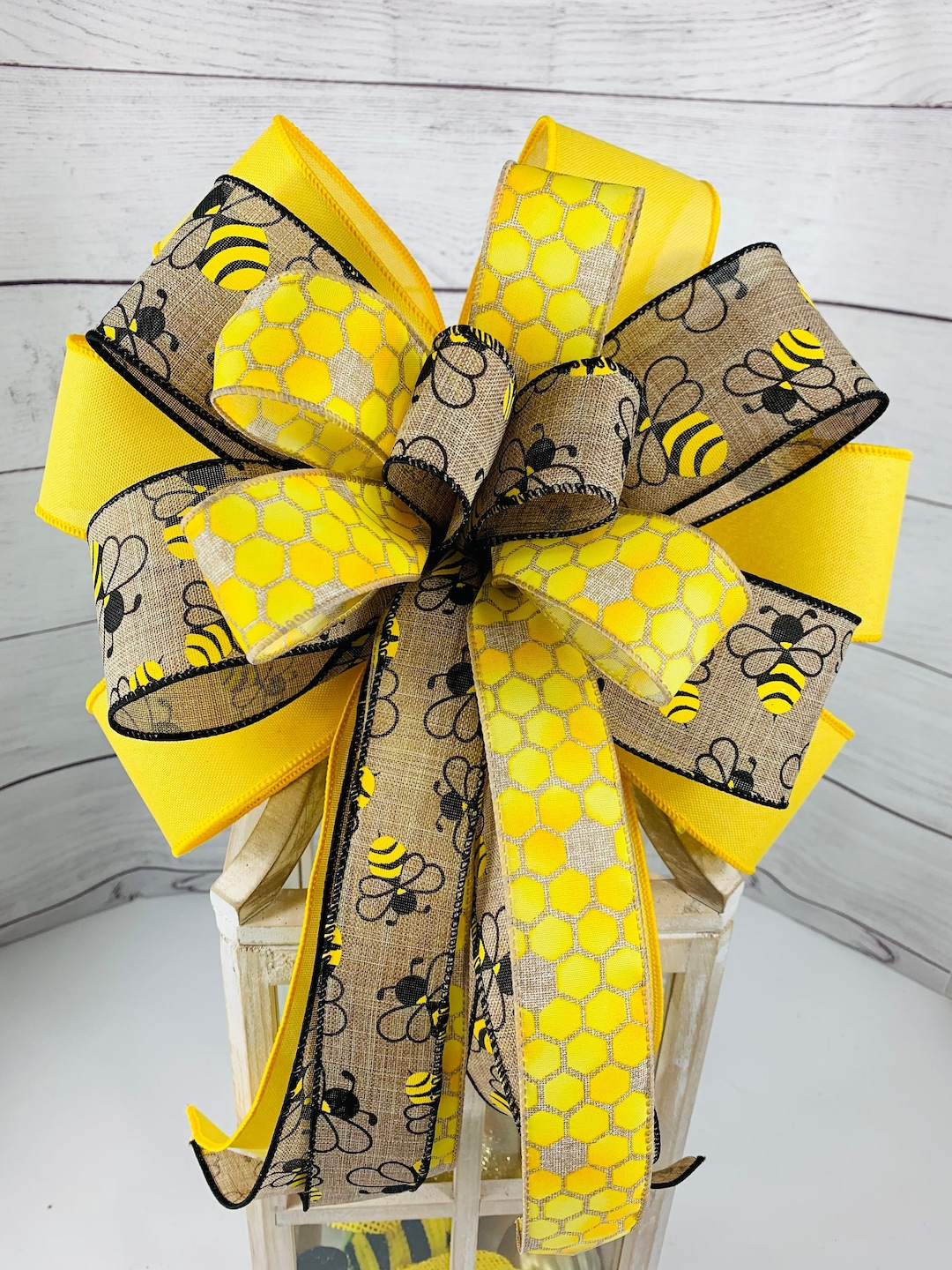 Rustic Bee Bow: Linen Honeycomb Ribbon, Summer Decor - Etsy